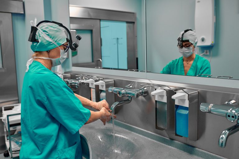 6 Ways Hospitals Ensure Patient Safety During Treatment